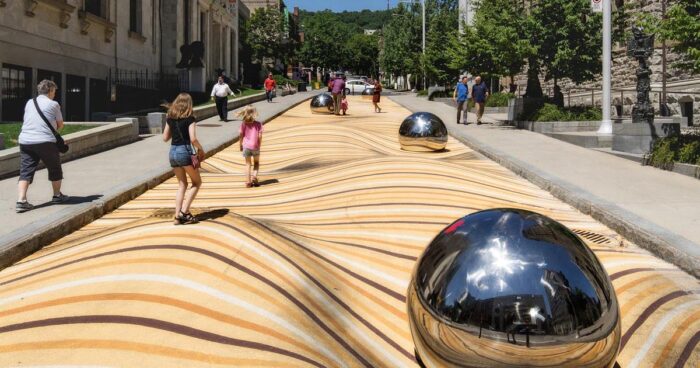 A Large-Scale Public Art Mural That Appears To Warp The Street - Design ...